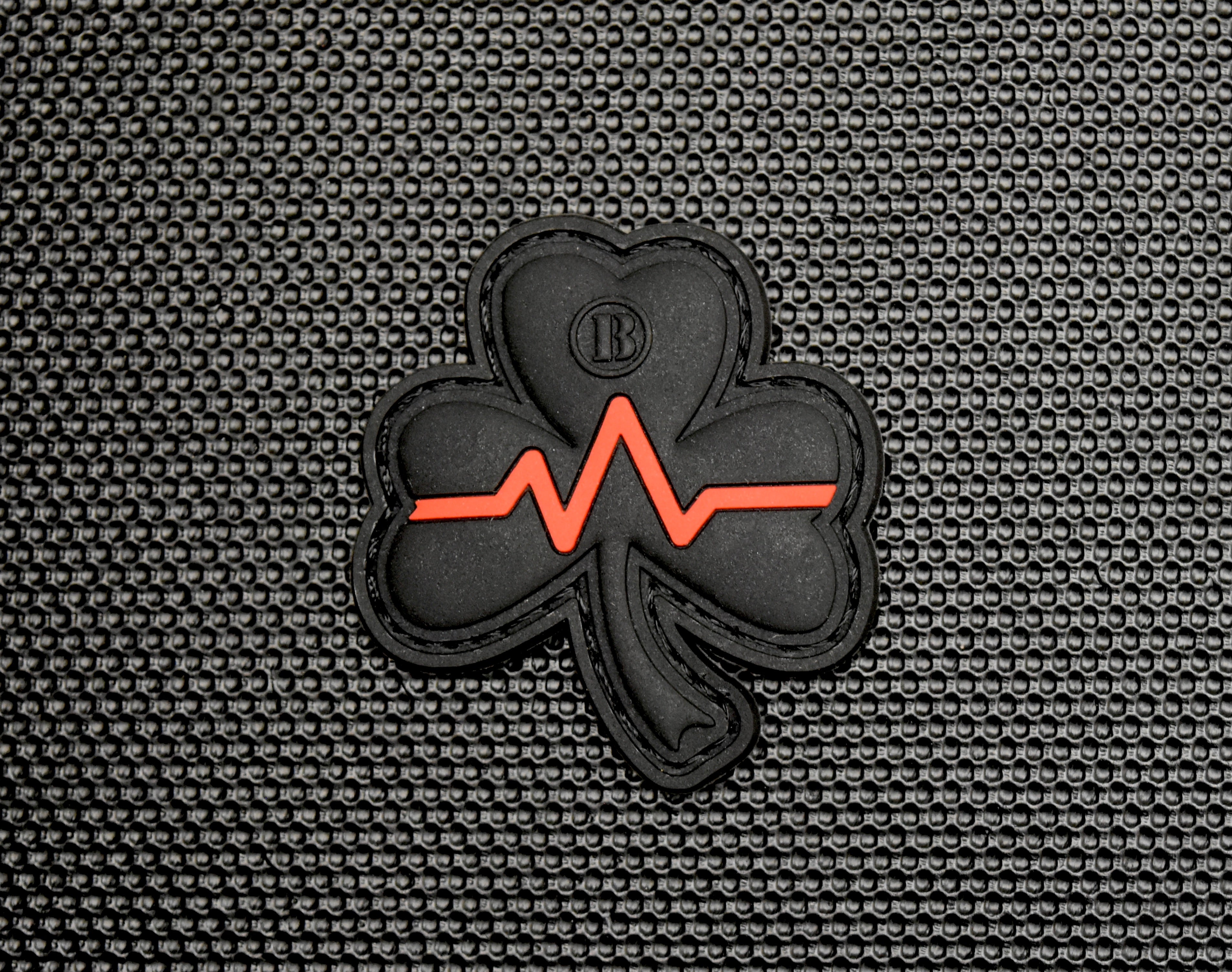 Thin Red EKG Line Clover PVC Morale Patch – BritKitUSA